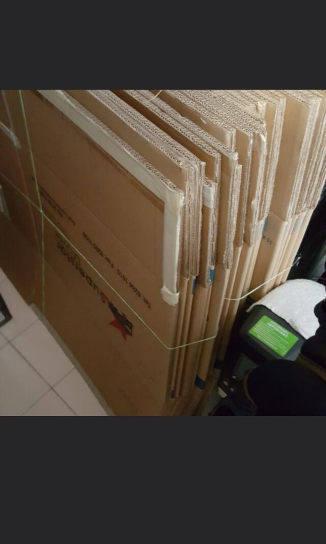 20 used cardboard boxes for moving, Everything Else on Carousell