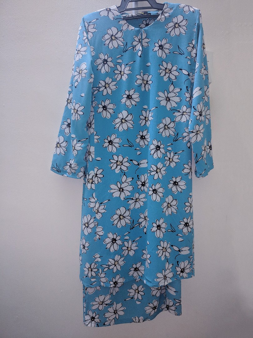 Baju Kurung Brand Puteri, Women's Fashion, Dresses & Sets, Traditional ...