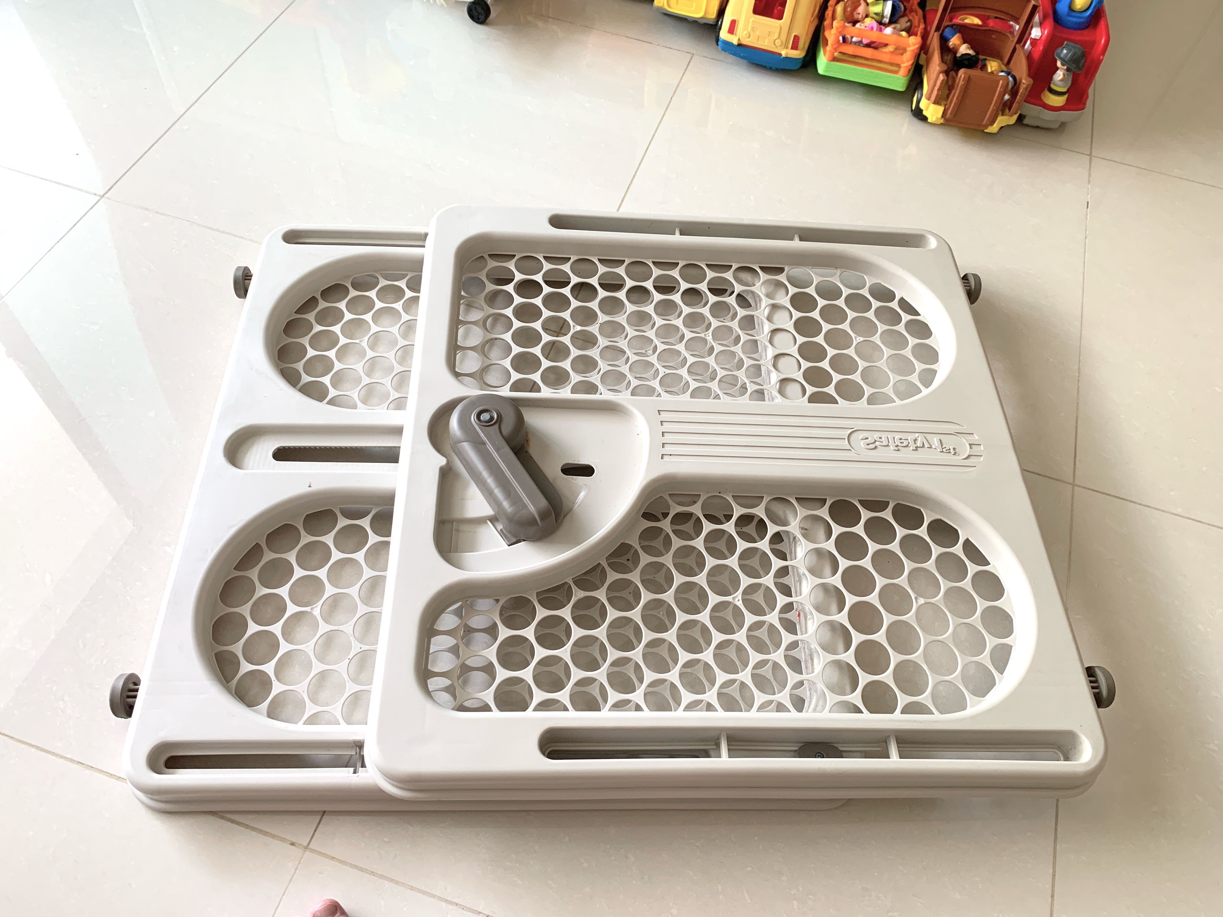 Barrier/ Barricade/ Fence, Babies & Kids, Baby Nursery & Kids Furniture ...