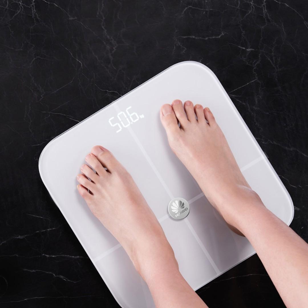 HUAWEI Smart Scale (white), Mobile Phones & Gadgets, Mobile Phones ...