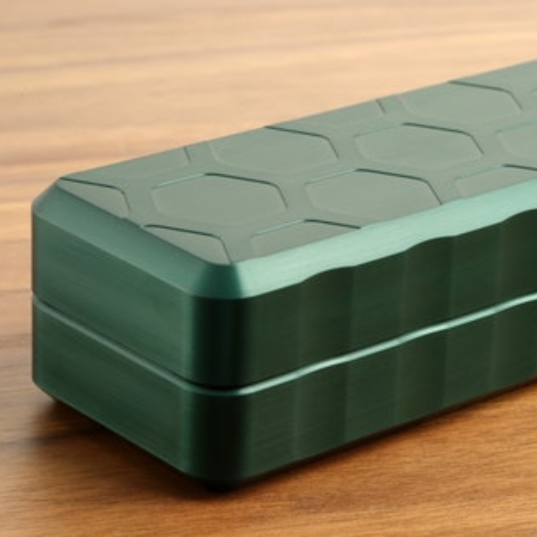 Carbon Tactics BadgerCache Machined Storage Box (GREEN), Furniture ...