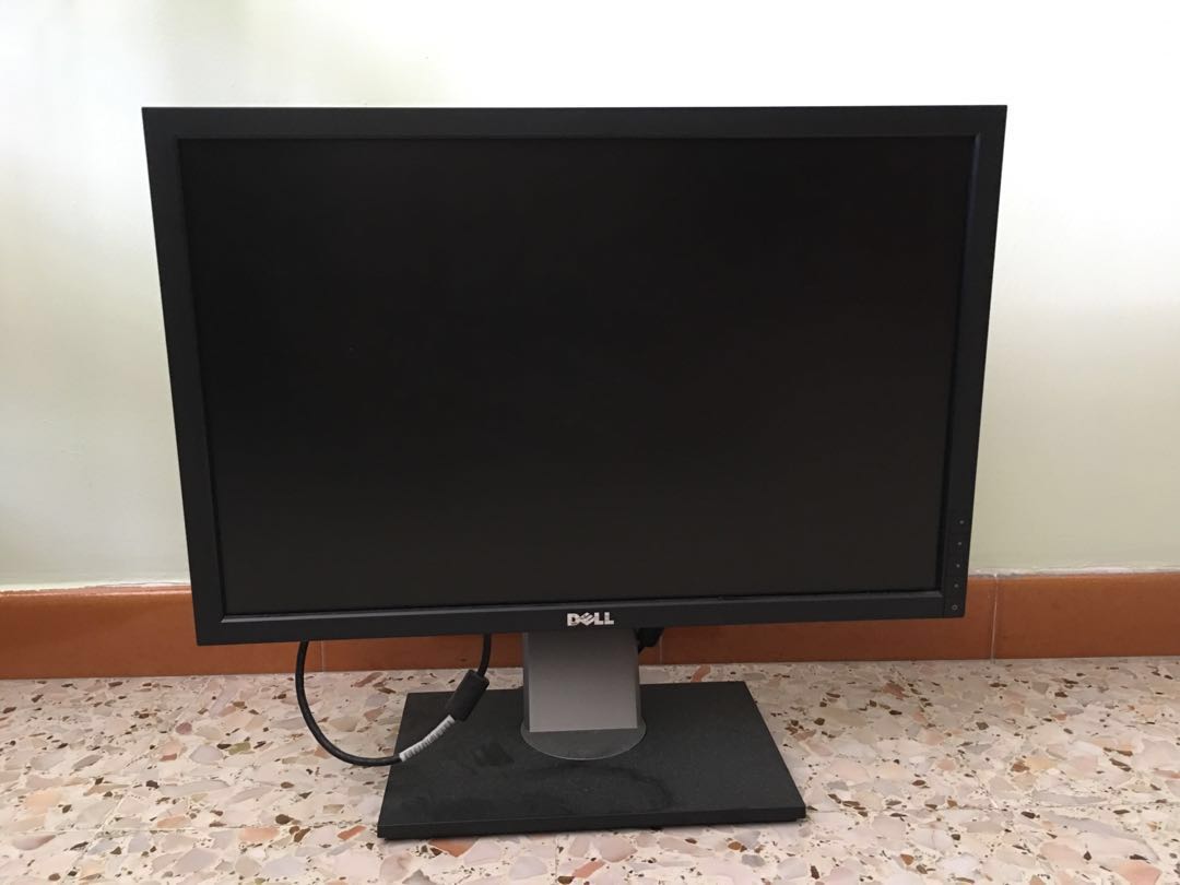 Dell Monitor P2210F + original swivel stands (Price revised ...