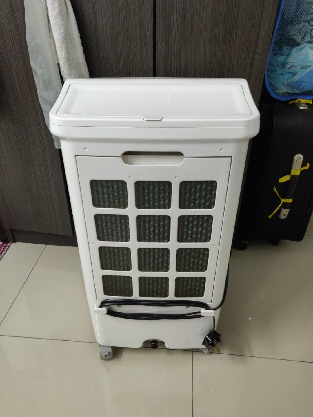 Midea ionizer air cooler (15L) MAC -215F, TV & Home Appliances, Air ...
