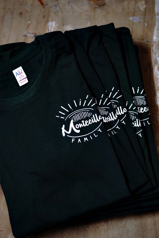 Custom/personalized shirt printing, Looking For on Carousell