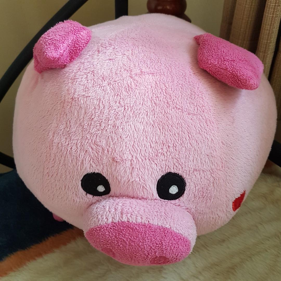 Pink Piggy Stuffed Toy, Hobbies & Toys, Toys & Games on Carousell