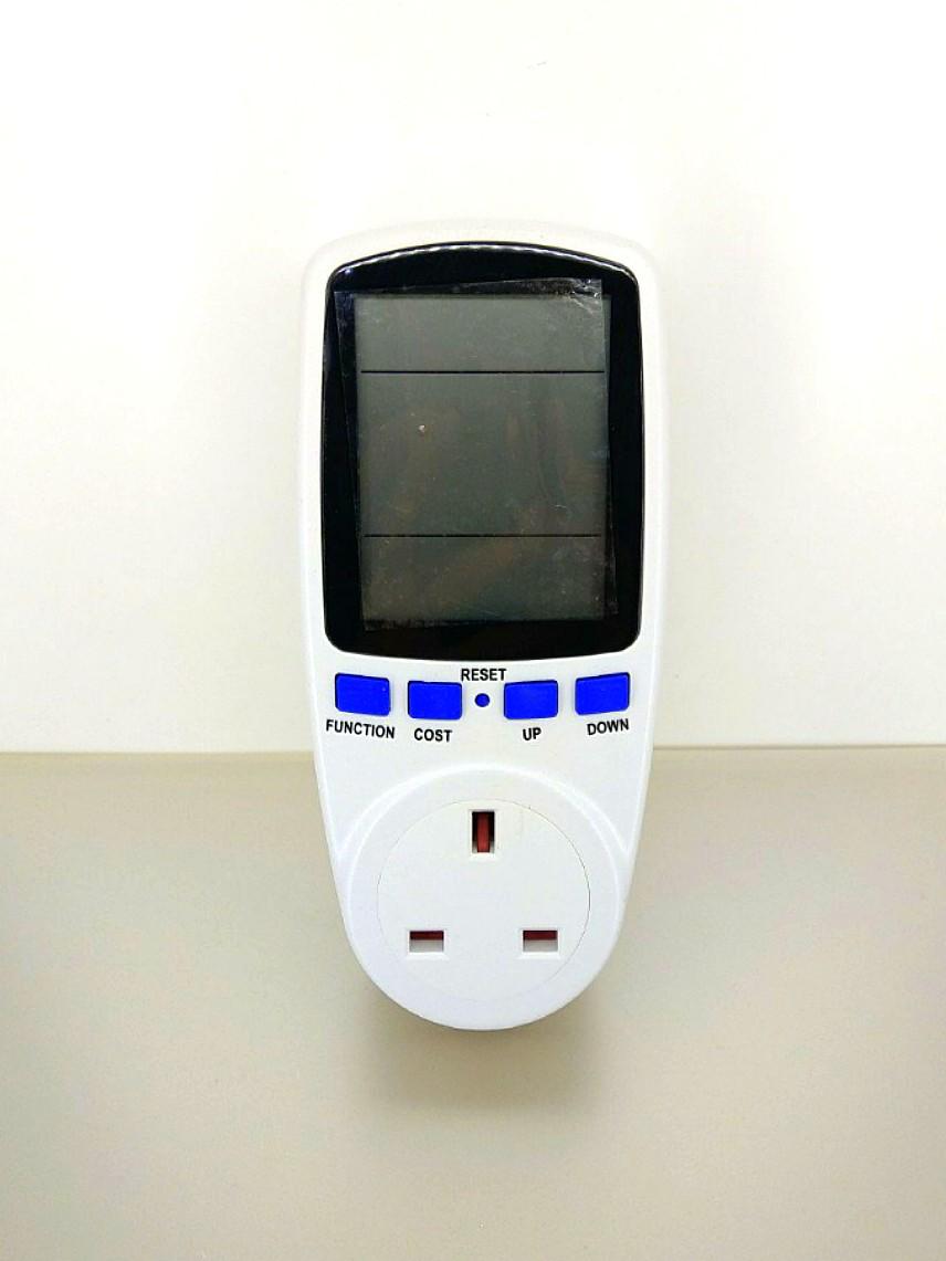英規電能計算插座 3 PIN Plug Type G Power Meter Energy Voltage Amps Electricity ...