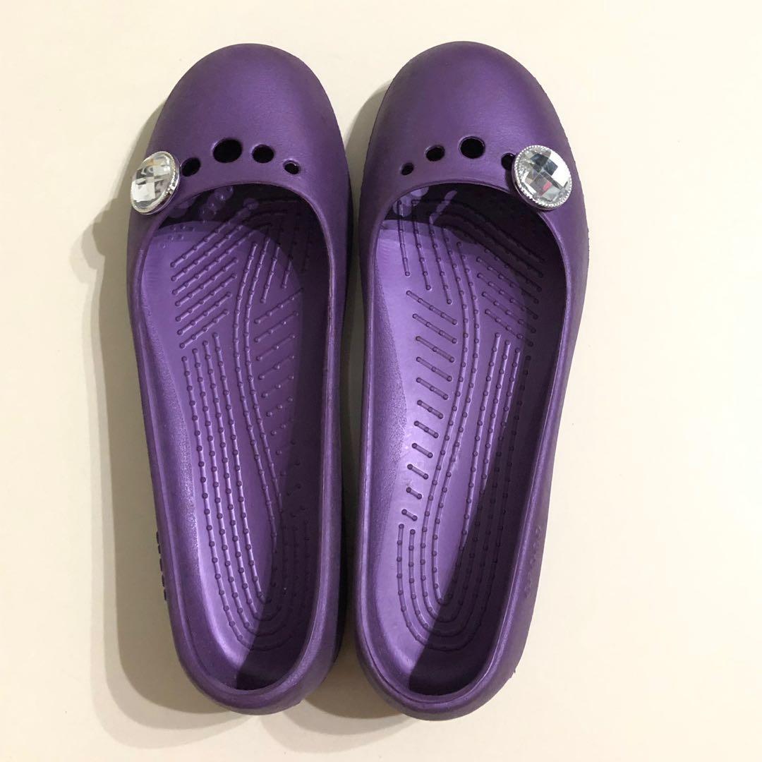 Crocs Lady Flats, Women's Fashion, Footwear, Flats on Carousell