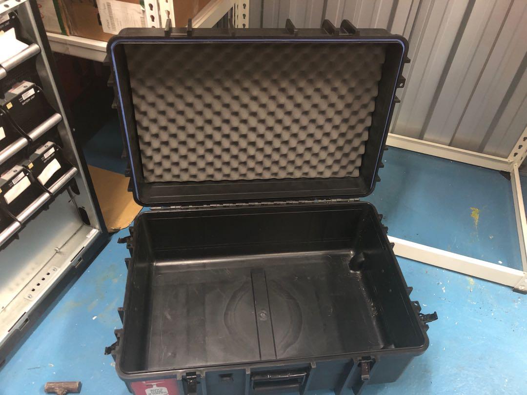 Hard casing w/ wheels, Everything Else on Carousell