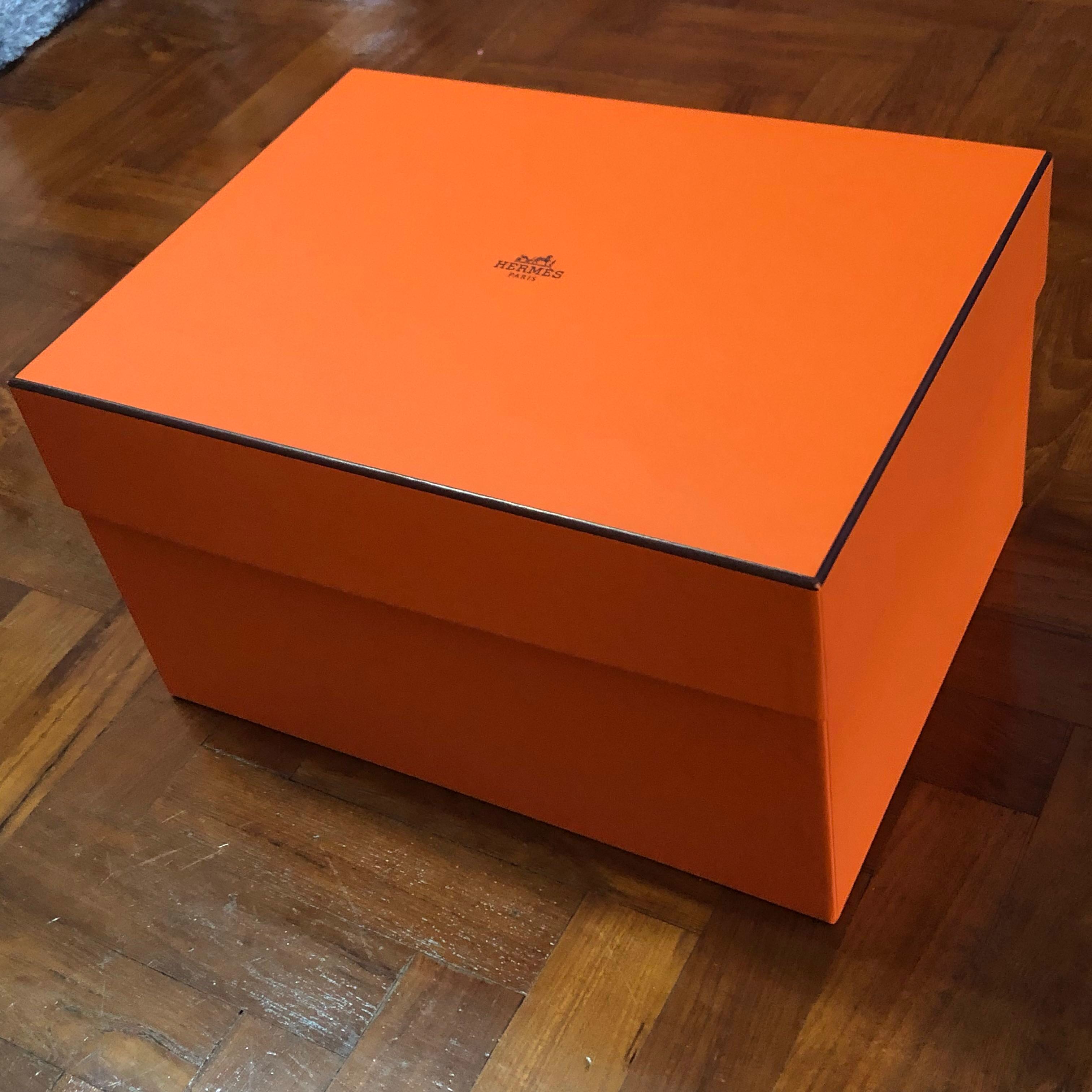 Hermes Empty Box, Women's Fashion, Bags & Wallets, Purses & Pouches on ...