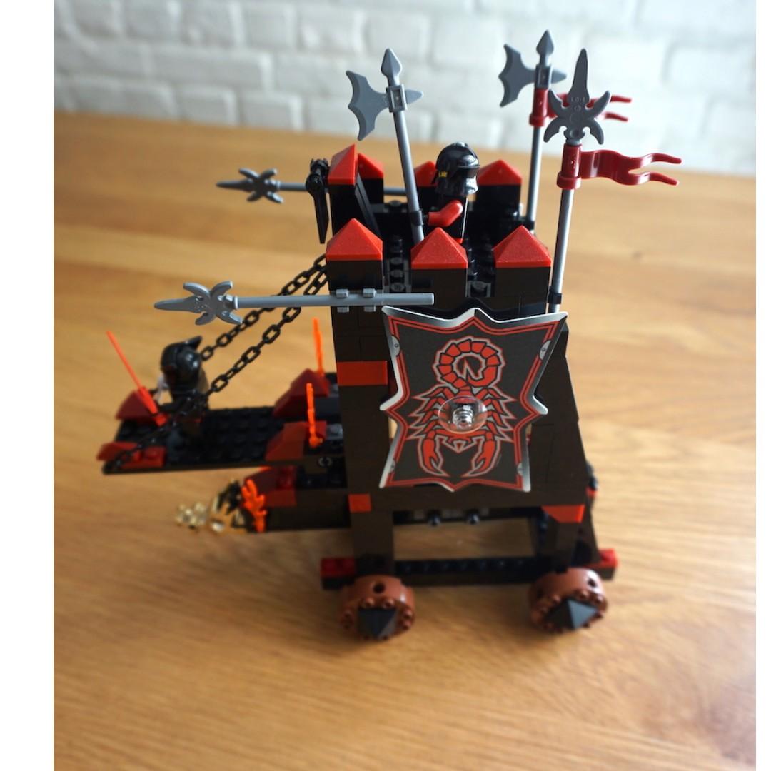 Lego Castle Knights Kingdom set 8800 - Vladek's Siege Engine, Hobbies ...