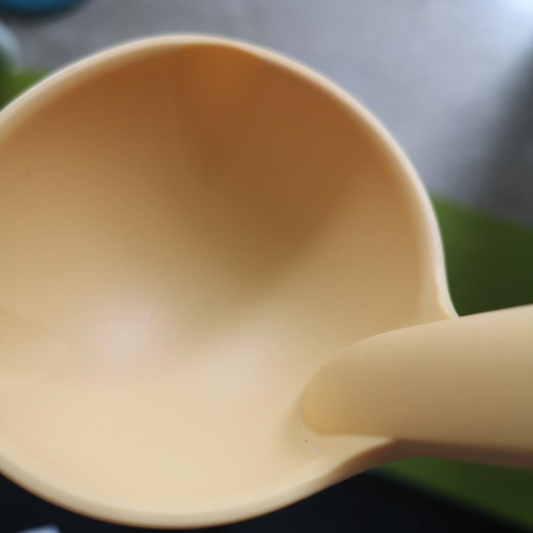 Tupperware Soup Ladle, Furniture & Home Living, Kitchenware & Tableware ...