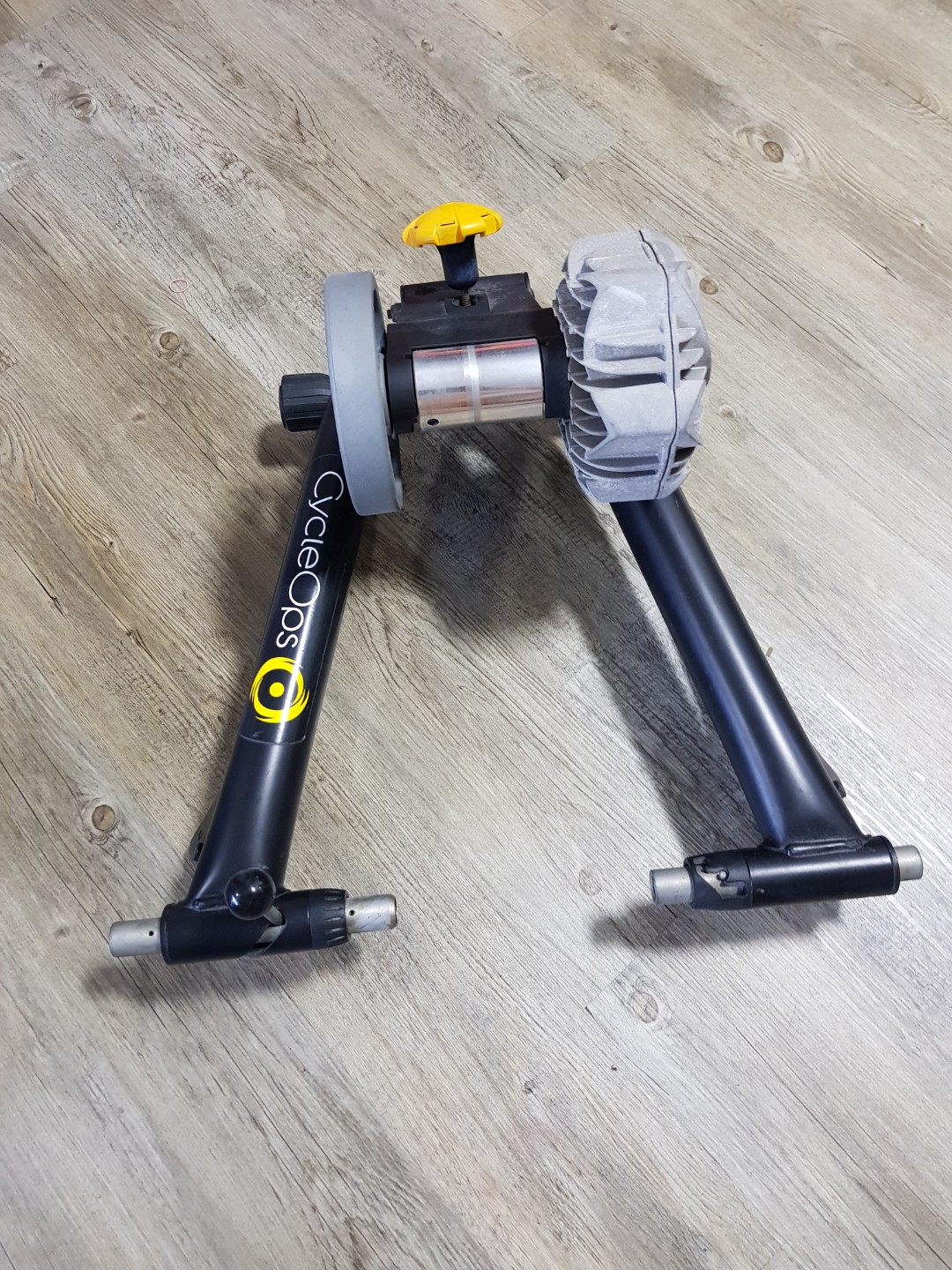 Cycleops bicycle trainer complete set, Sports Equipment, Bicycles ...