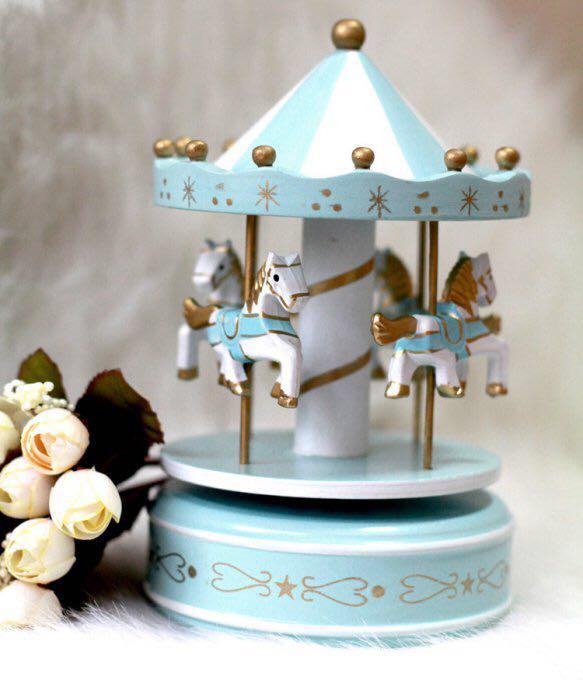 Kaidi Vintage Carousel Plastic Music Box (J0032), Hobbies & Toys, Toys ...