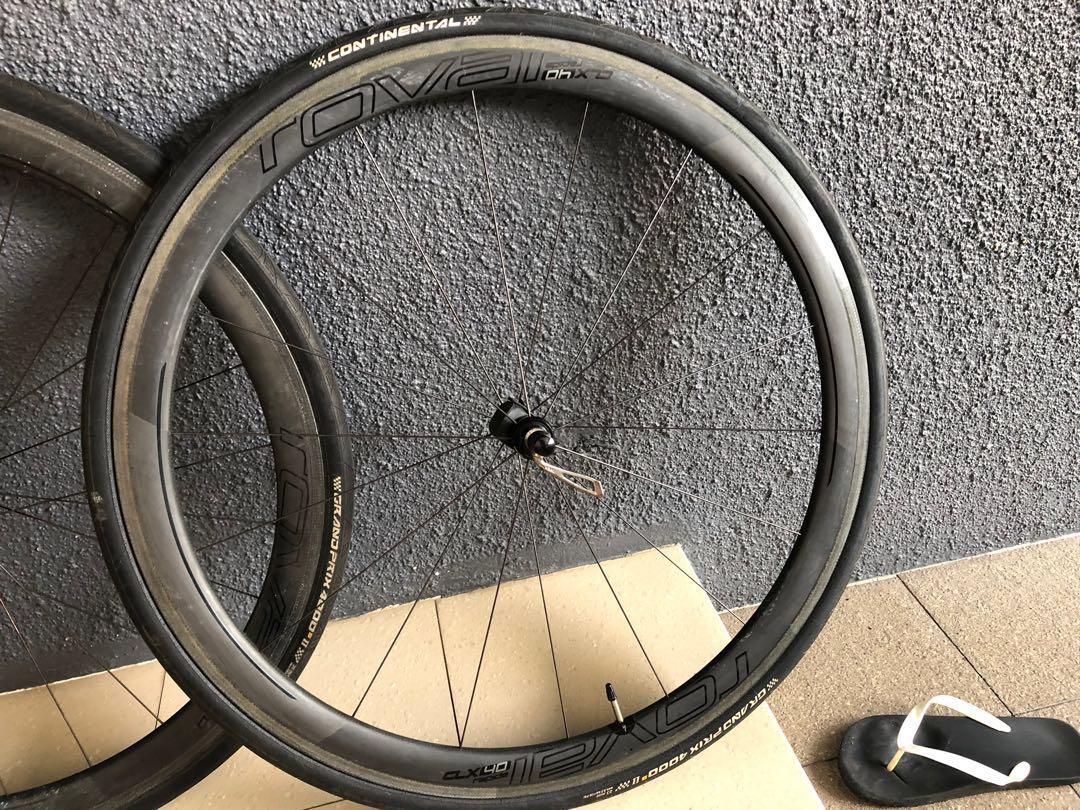 Roval wheel CLX 40 with brake pad, Sports Equipment, Bicycles & Parts ...