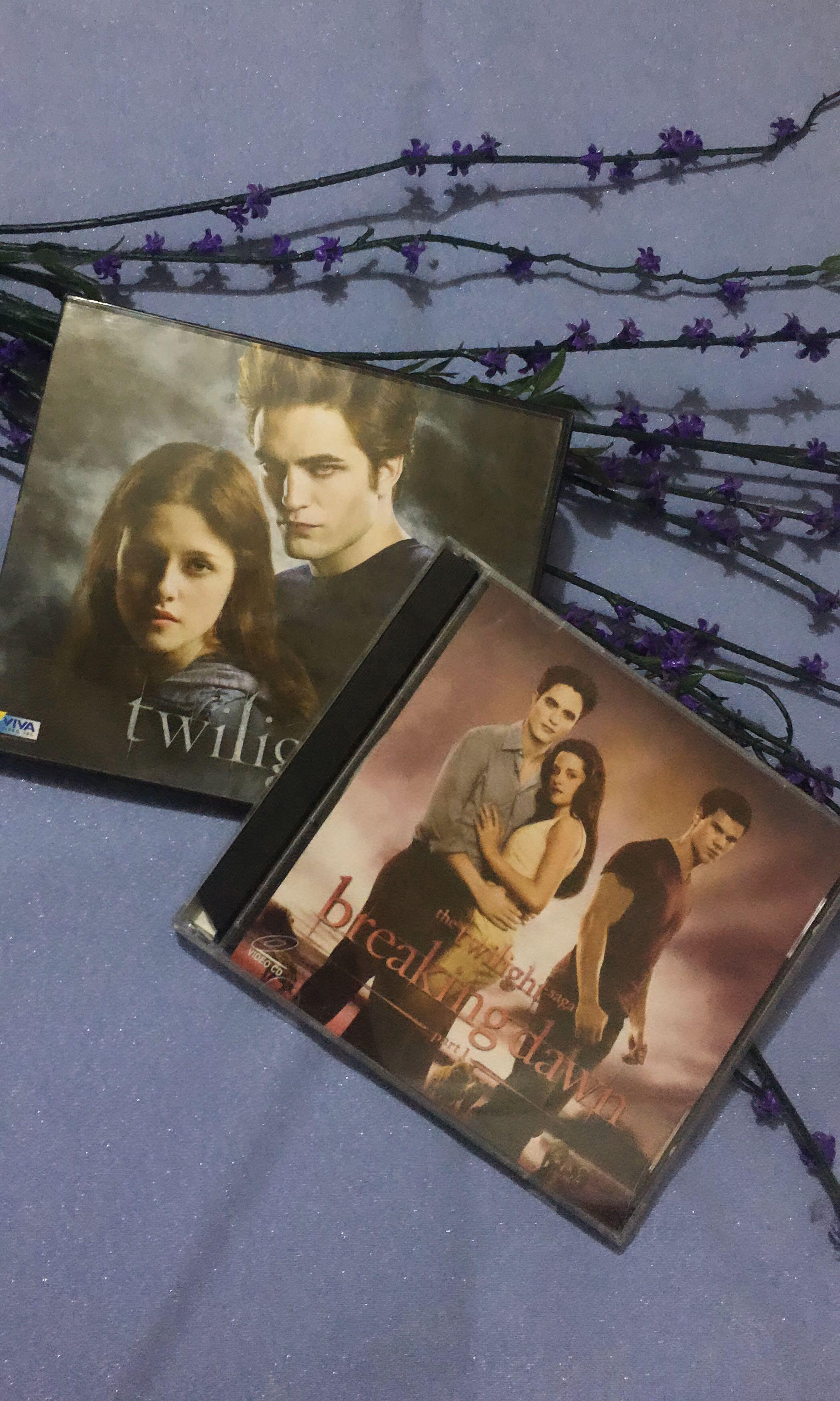 Twilight Part 1 & Breaking Dawn Part 1 DVD, Hobbies & Toys, Music ...