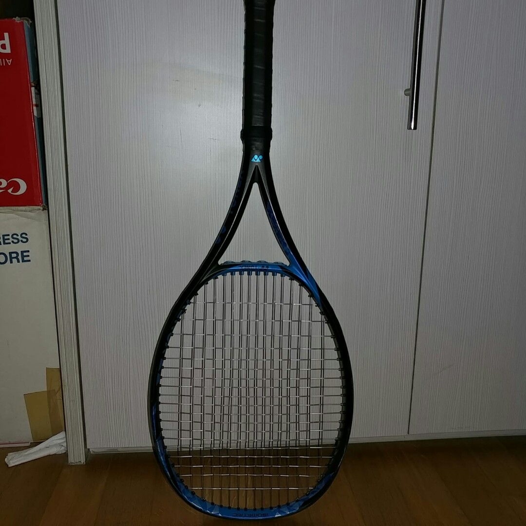 Yonex Ezone 98 Blue 2018 Tennis Racquet, Sports Equipment, Sports ...