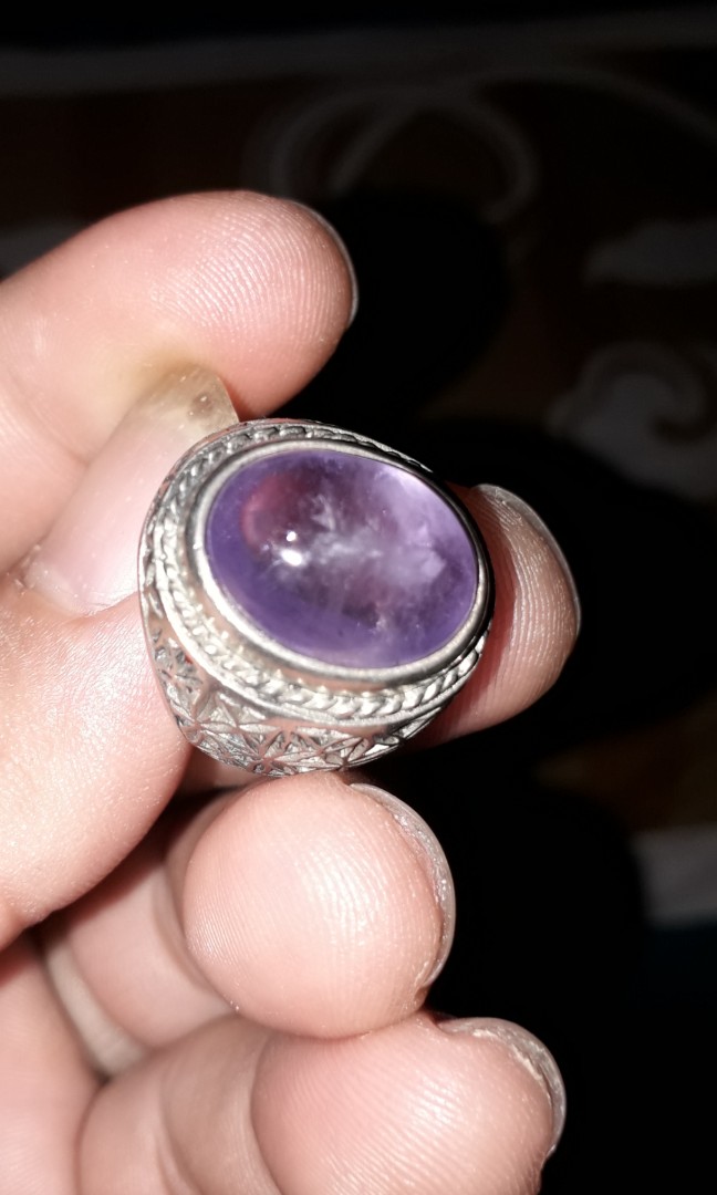 Batu Kecubung Amatis