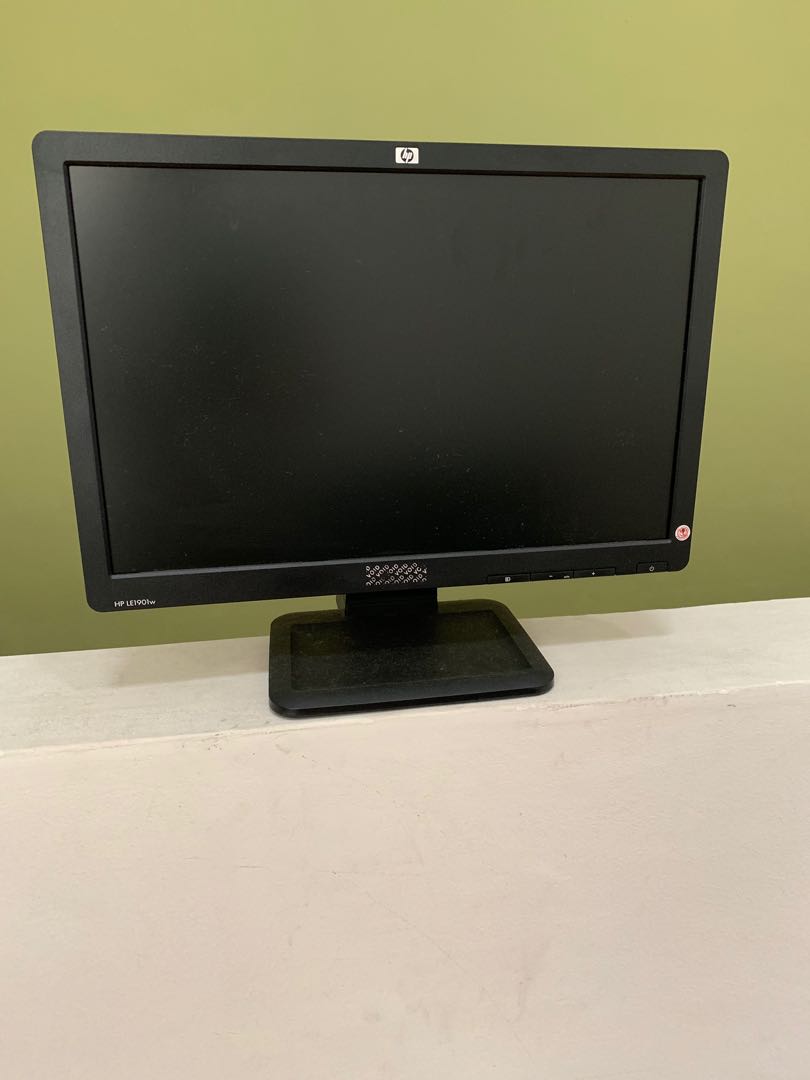 Free - 19 inch HP LCD Monitor, Computers & Tech, Parts & Accessories ...