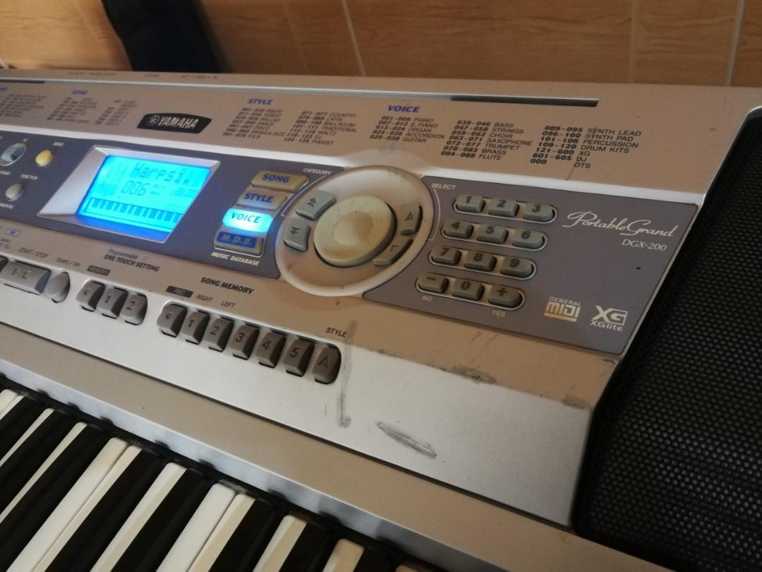Yamaha DGX-200 76- Key Digital Piano, Hobbies & Toys, Music & Media ...