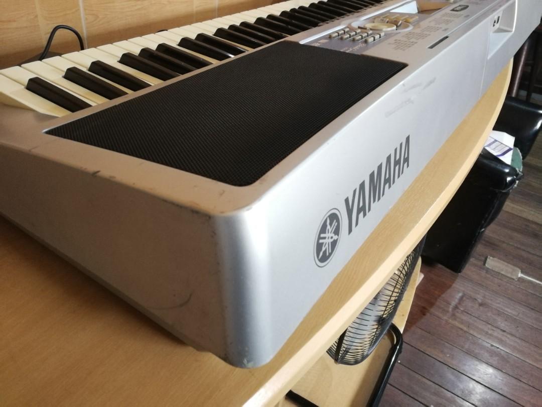 Yamaha DGX-200 76- Key Digital Piano, Hobbies & Toys, Music & Media ...