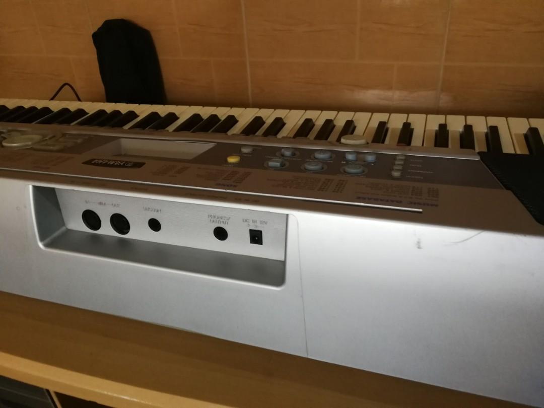 Yamaha DGX-200 76- Key Digital Piano, Hobbies & Toys, Music & Media ...