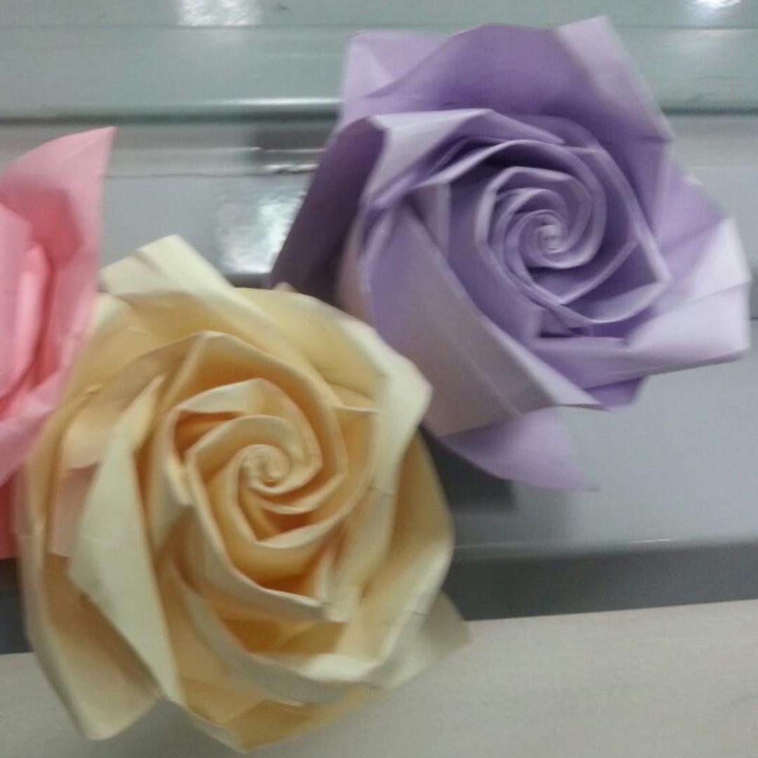 Origami Roses (Kawasaki - New Swirl), Hobbies & Toys, Stationery ...
