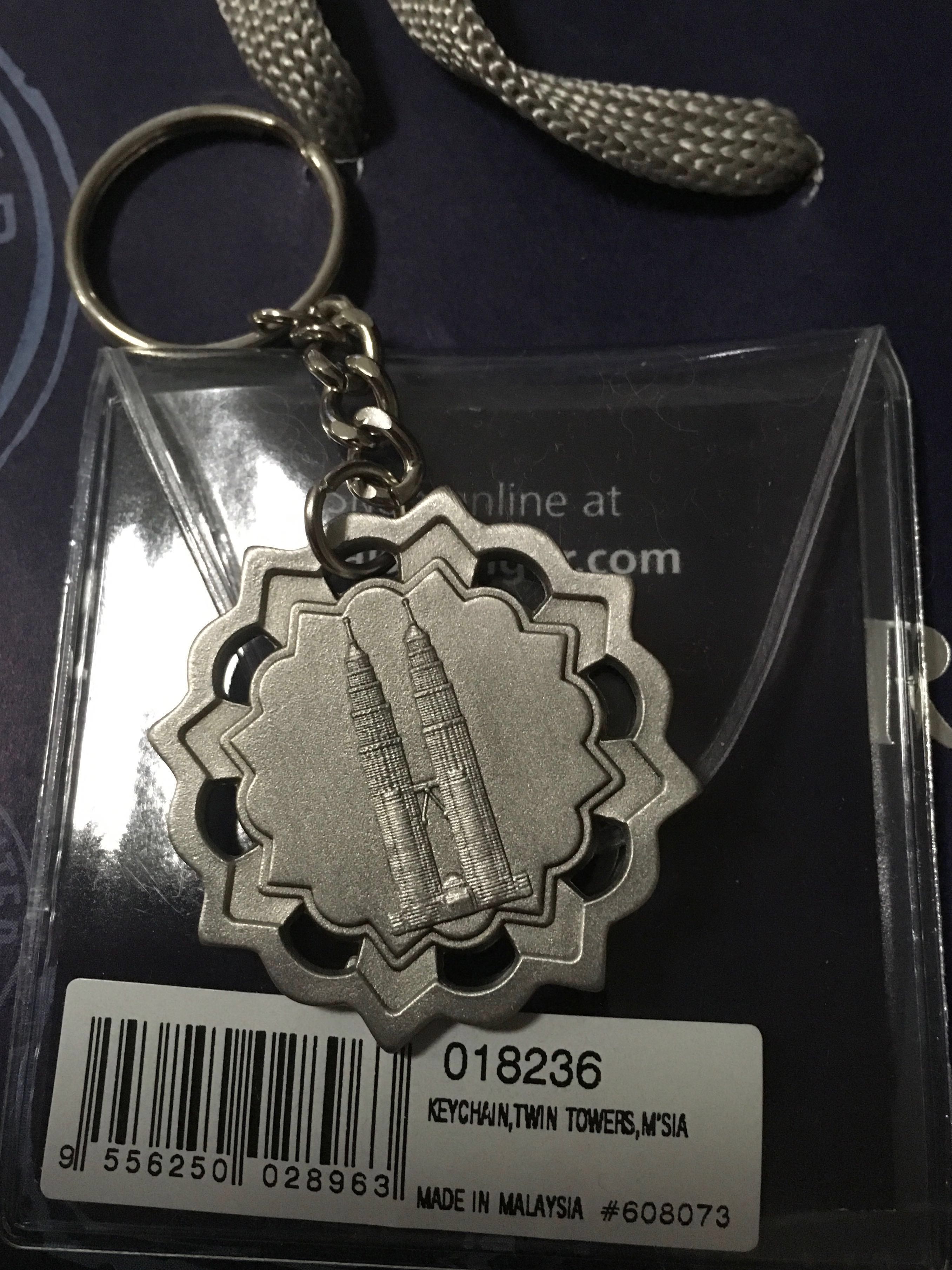 Royal Selangor Petronas Twin tower keychain, Hobbies & Toys ...