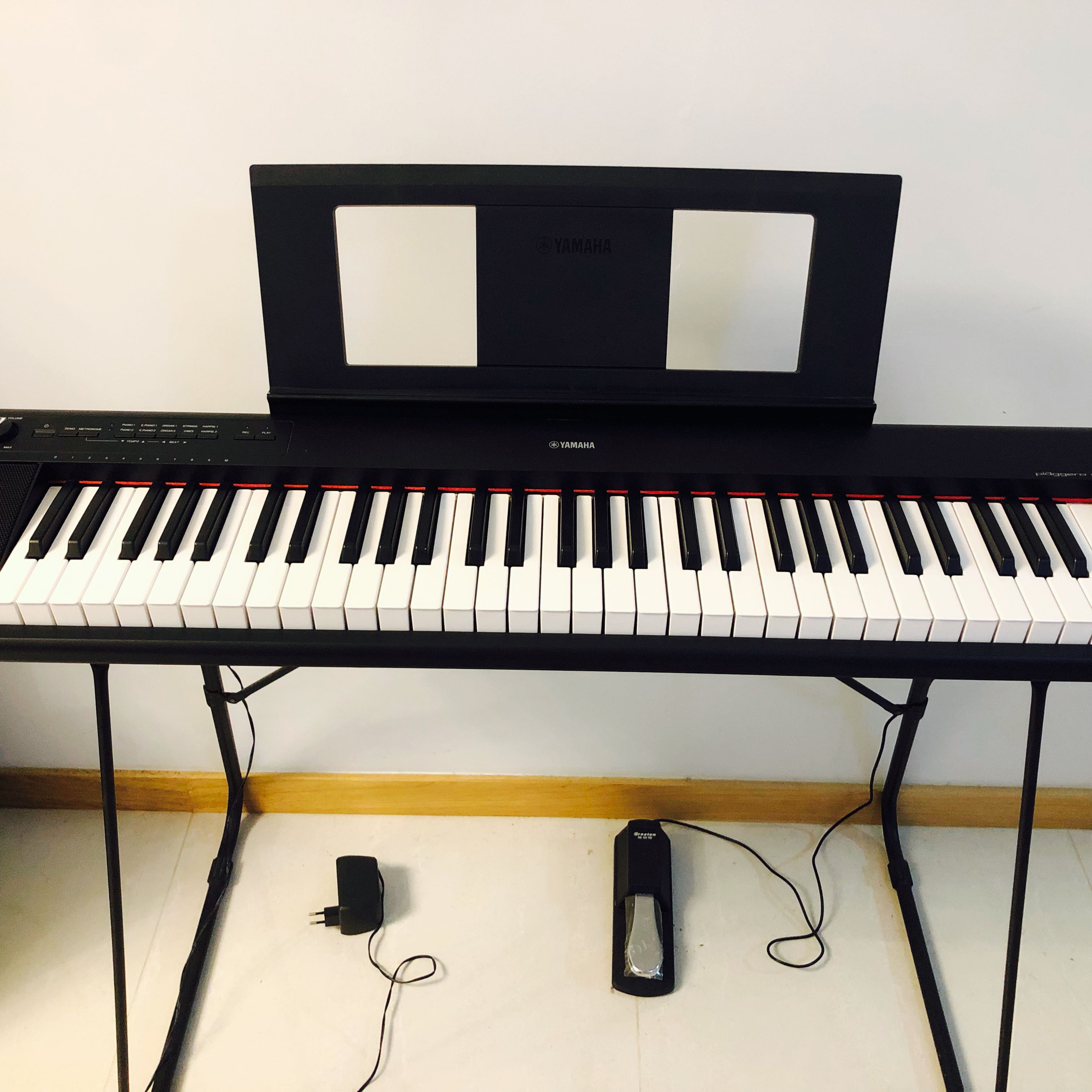 Yamaha Piaggero NP-12 Keyboard, Hobbies & Toys, Music & Media, Musical ...