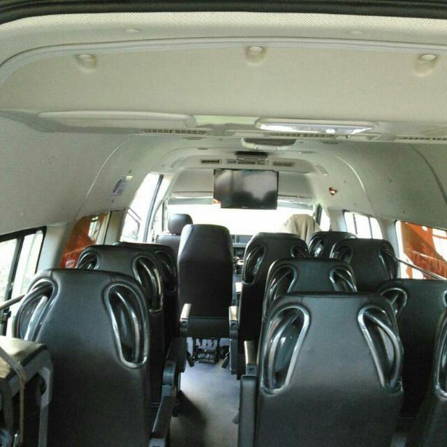 Singapore Johor Melaka Kl genting Malaysia Mini Bus Call / Whatapp ...