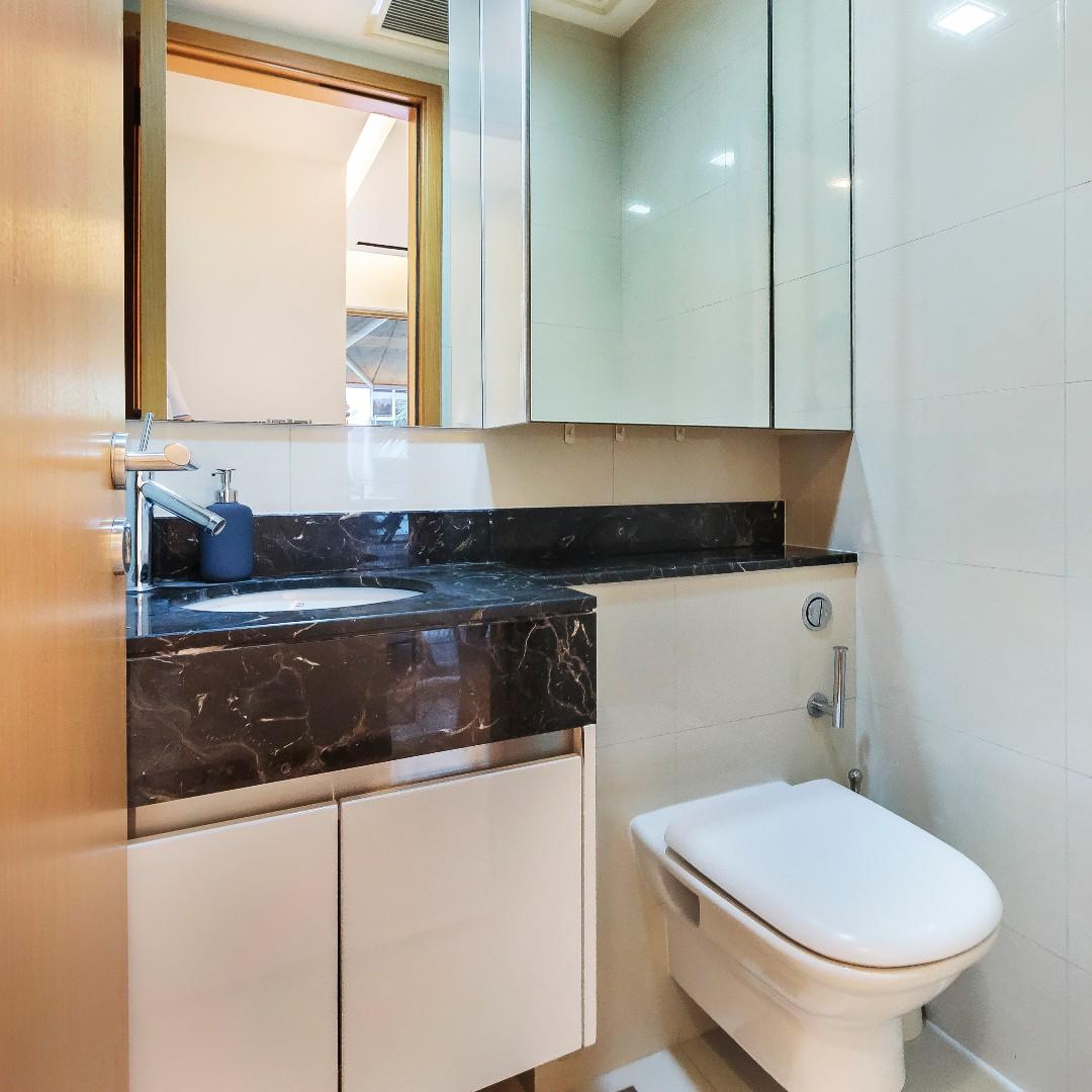 Amazing common bedroom with huge balcony in 3,000sf 4BR Penthouse 2 ...