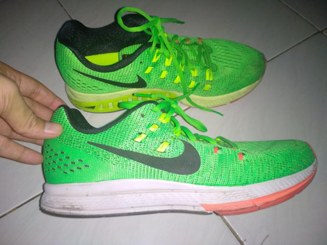 NIKE zoom structure 19 (sepatu lari), Fesyen Pria, Sepatu , Lainnya di ...