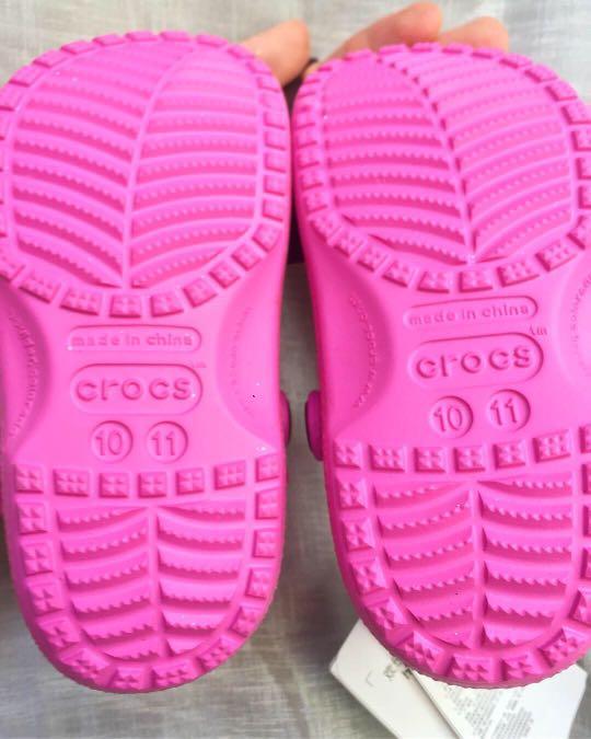 Original Crocs x Hello Kitty Limited edition 10c/11c, Babies & Kids ...