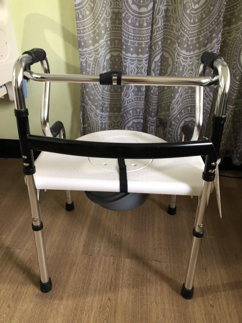 BRAND NEW Commode Walker, Health & Nutrition, Assistive & Rehabilatory ...