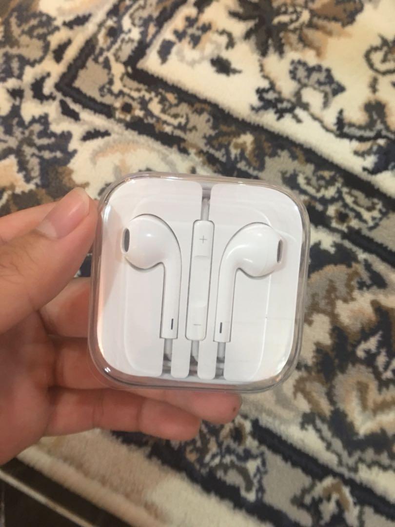 Earpod original, Audio, Earphones on Carousell