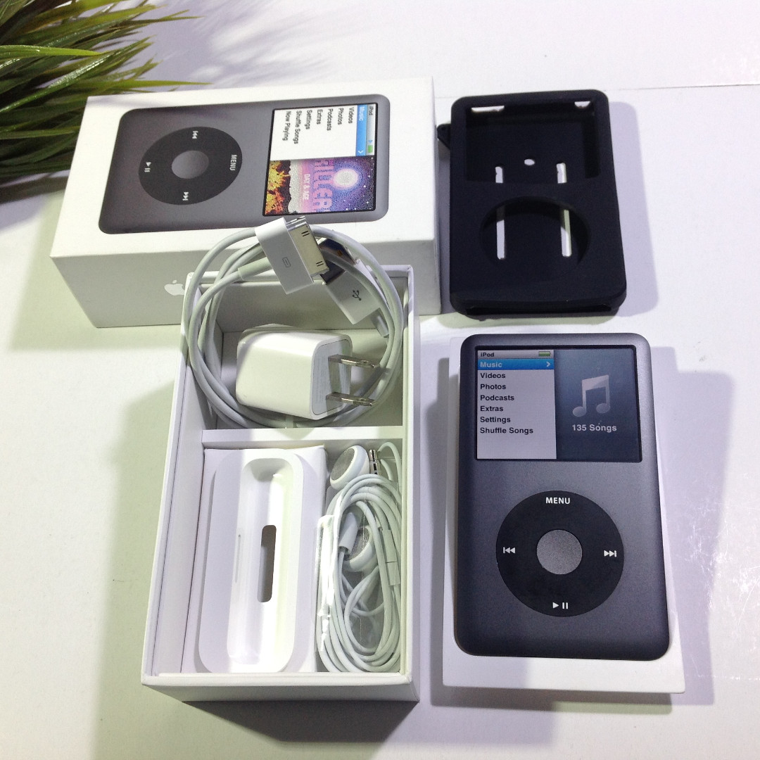 ipod classic gen 7 160gb black, Audio, Portable Audio Accessories on ...