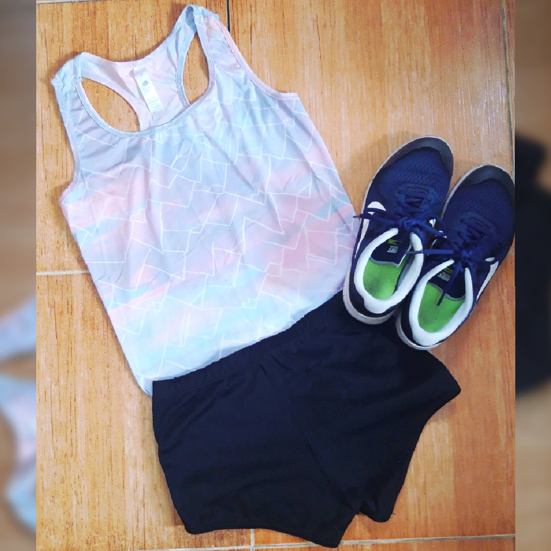 LULULEMON Work Out Top (preloved), Men's Fashion, Activewear on Carousell