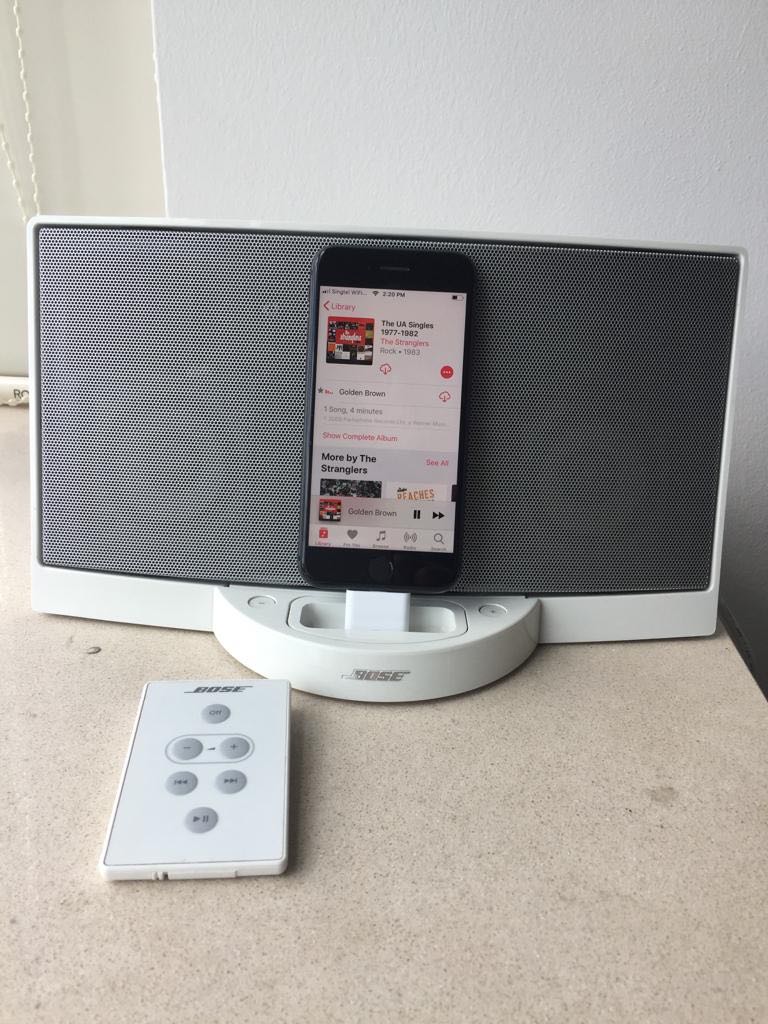 Base Sounddock Series 1, Audio, Portable Audio Accessories on Carousell