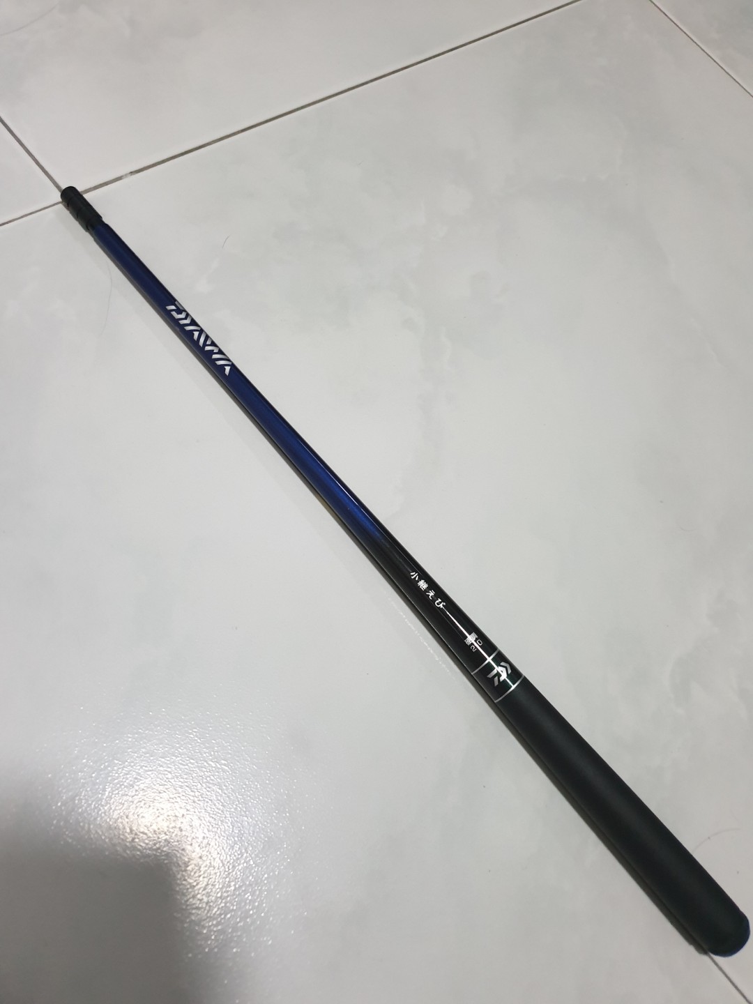 Daiwa 小续 7ft Prawning Rod, Sports Equipment, Fishing on Carousell