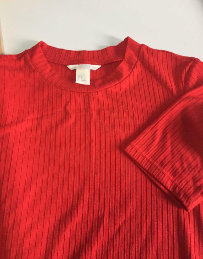 Red ribbed top, Women's Fashion, Tops, Sleeveless on Carousell