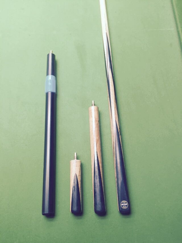 Andy Travis, Men's Fashion, Activewear on Carousell