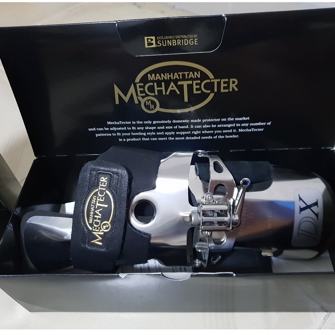 Mechatecter Bowling wrist guard Right hander, Sports Equipment, Sports ...