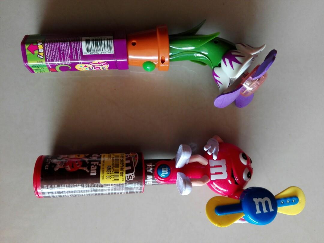 M&M Light-up Candy Fan, Hobbies & Toys, Collectibles & Memorabilia, Fan ...