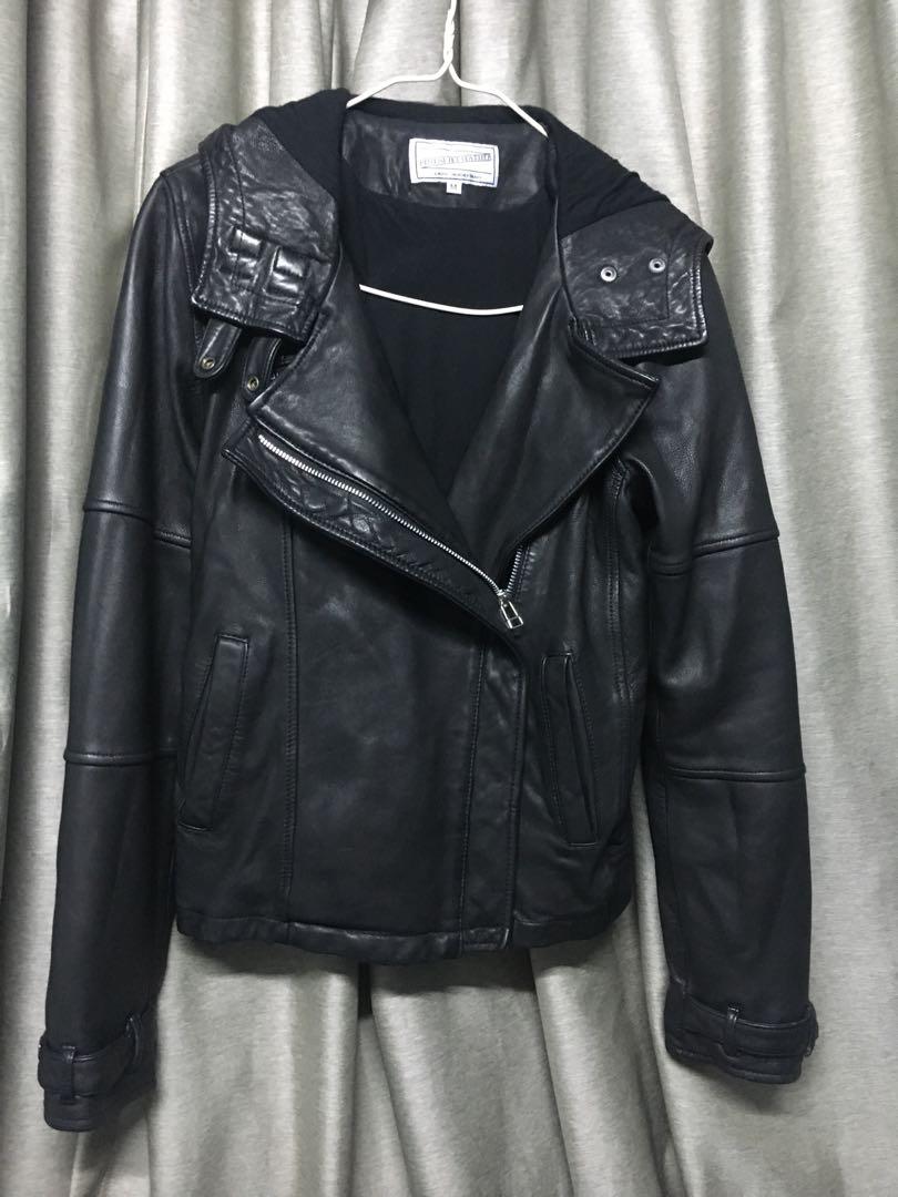 Pineal jet leather 黑色皮褸, 女裝, 外套及戶外衣服 - Carousell