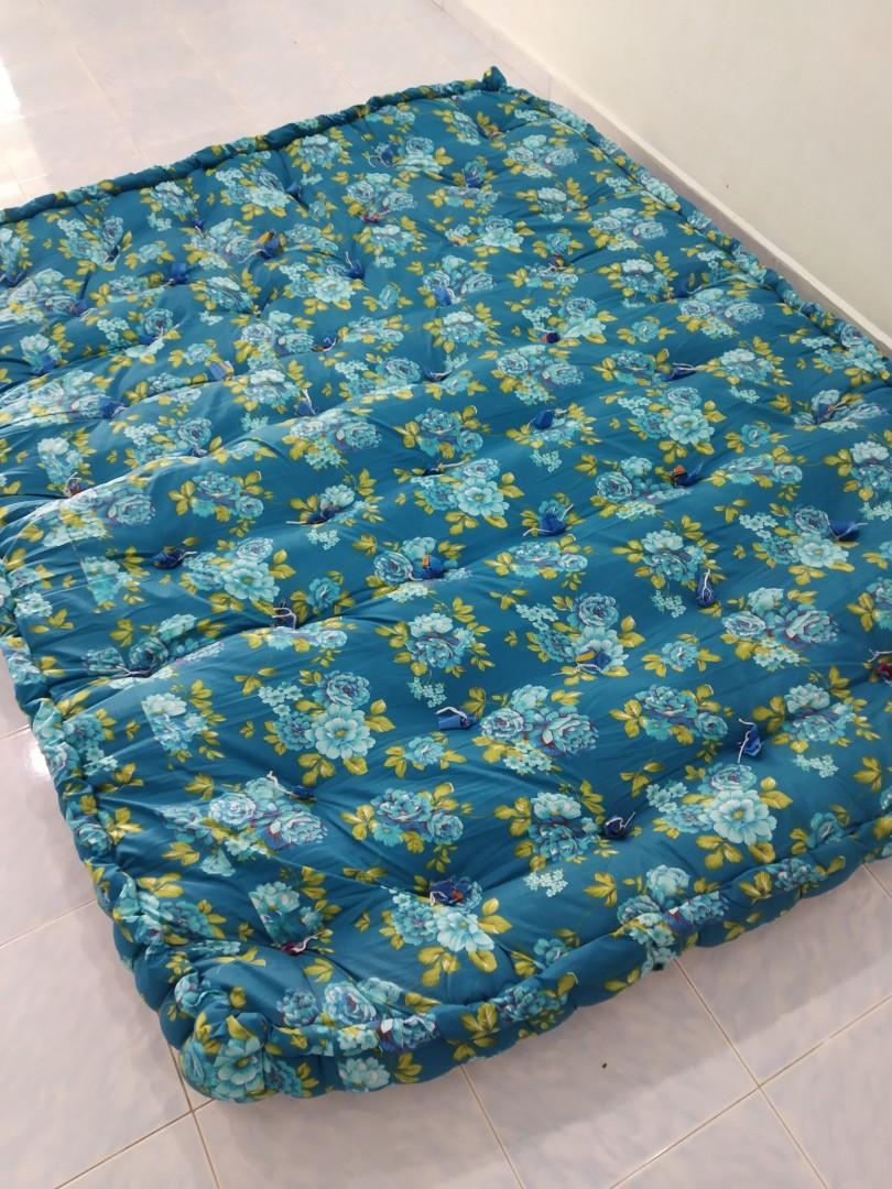 Tilam Gebu Tebal Viral, Furniture & Home Living, Bedding & Towels on ...