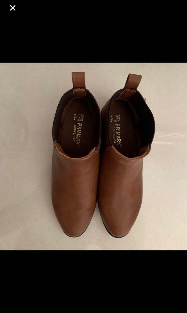 Primark Brown Boots, Women's Fashion, Shoes, Boots on Carousell
