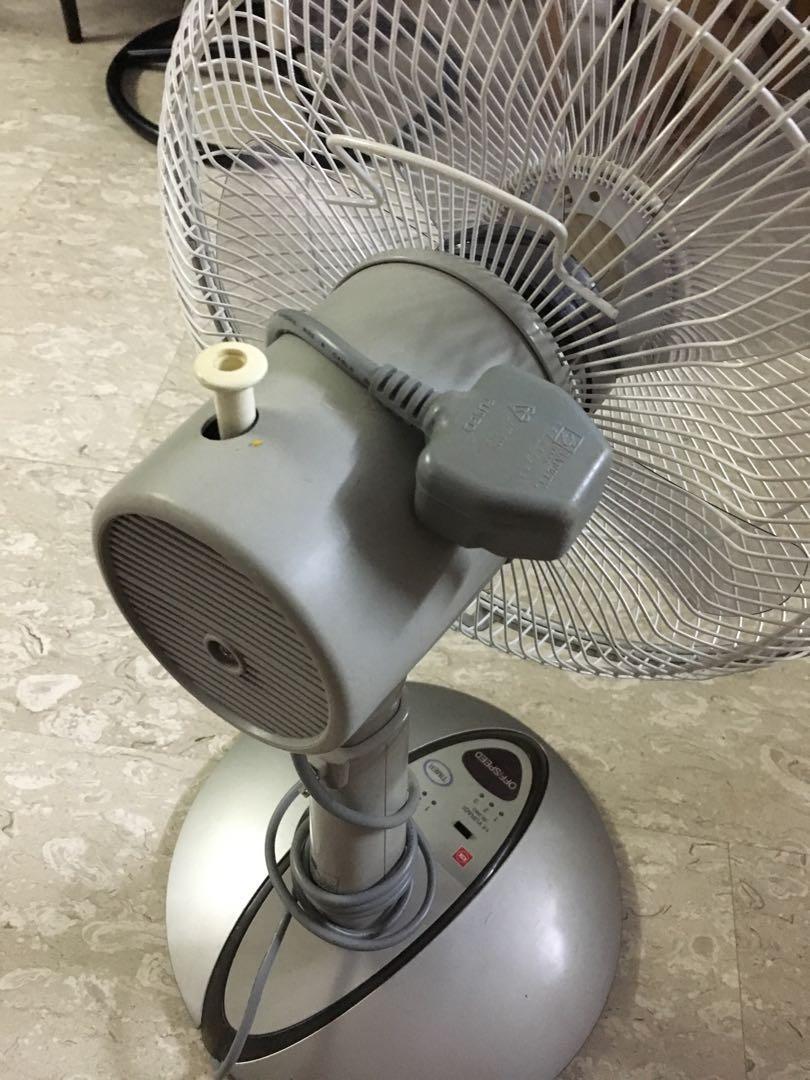 12-inch Table Fan KDK, Furniture & Home Living, Lighting & Fans, Fans ...