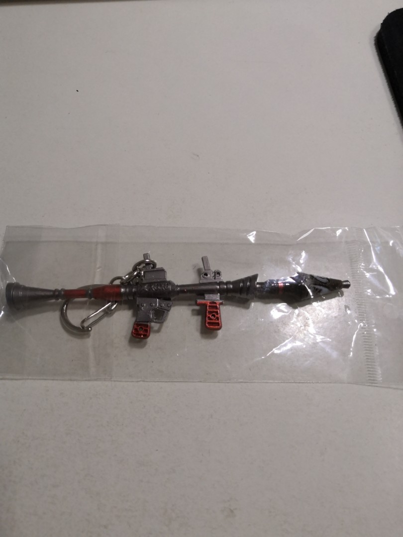 Fortnite Rocket Launcher RPG Keychain, Hobbies & Toys, Toys & Games on ...