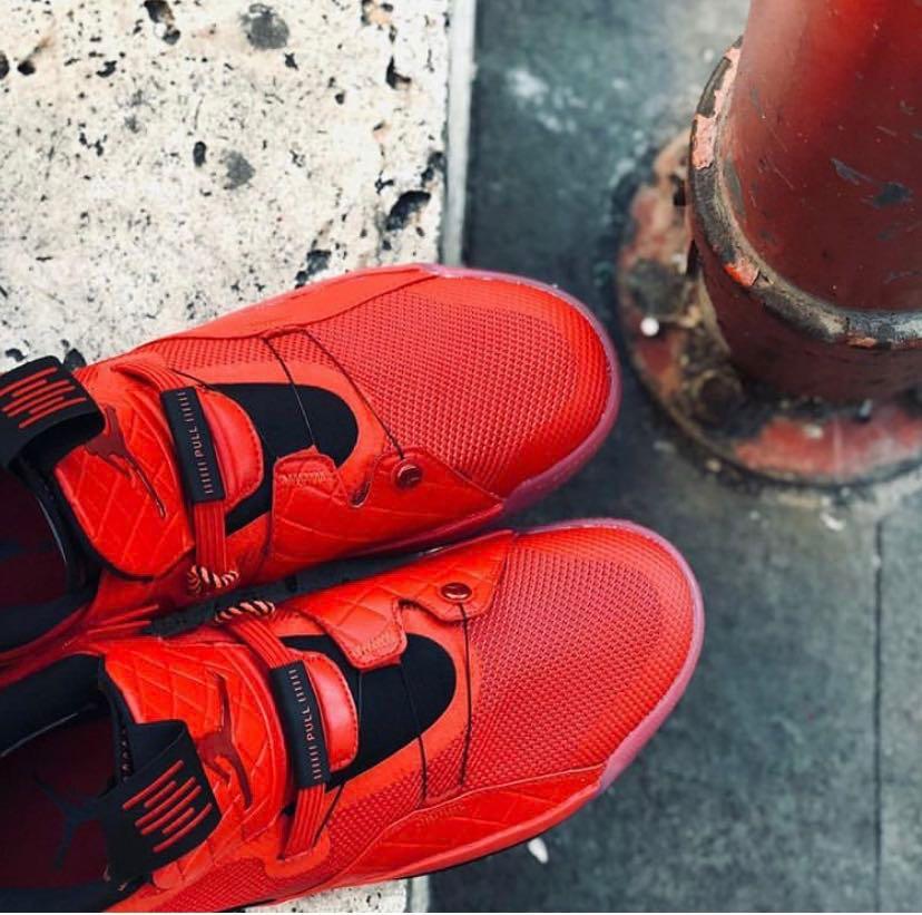 Jordan XXXIII(33) Chicago red, Men's Fashion, Footwear, Sneakers on ...