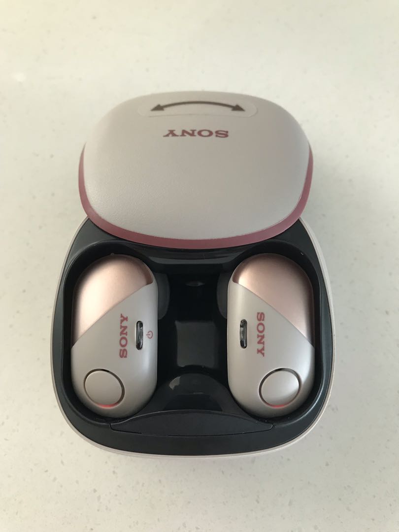 SONY WF-SP700N wireless noise cancelling headphones for sports, Audio ...