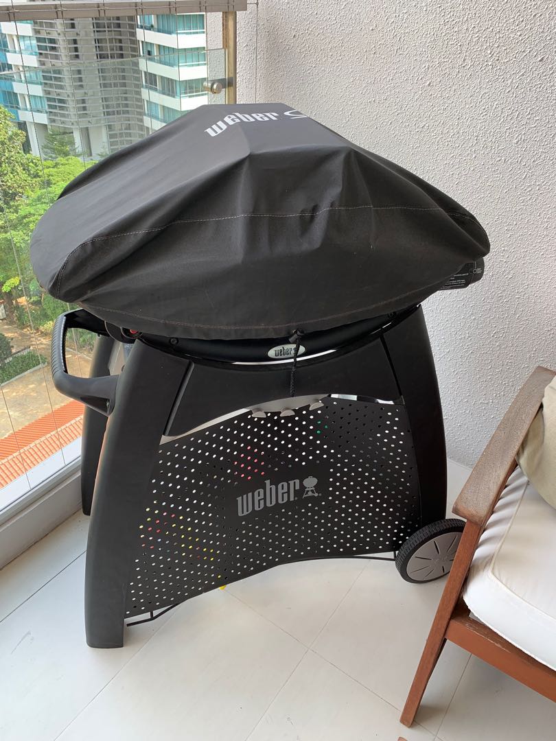 Weber Grill Q2000 Series + Stand, TV & Home Appliances, Kitchen ...
